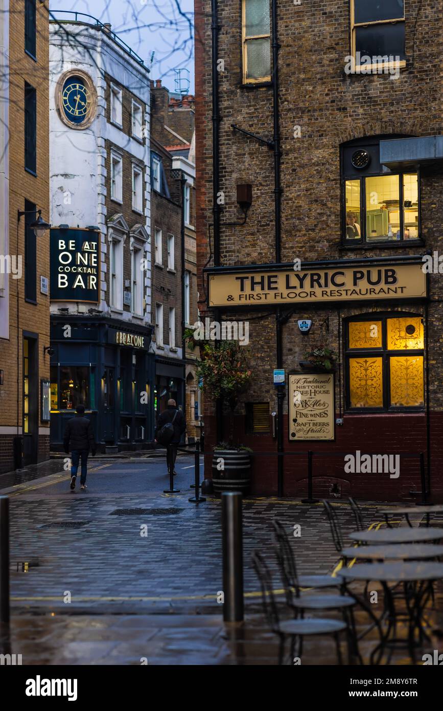 London night life clubs hi-res stock photography and images - Alamy