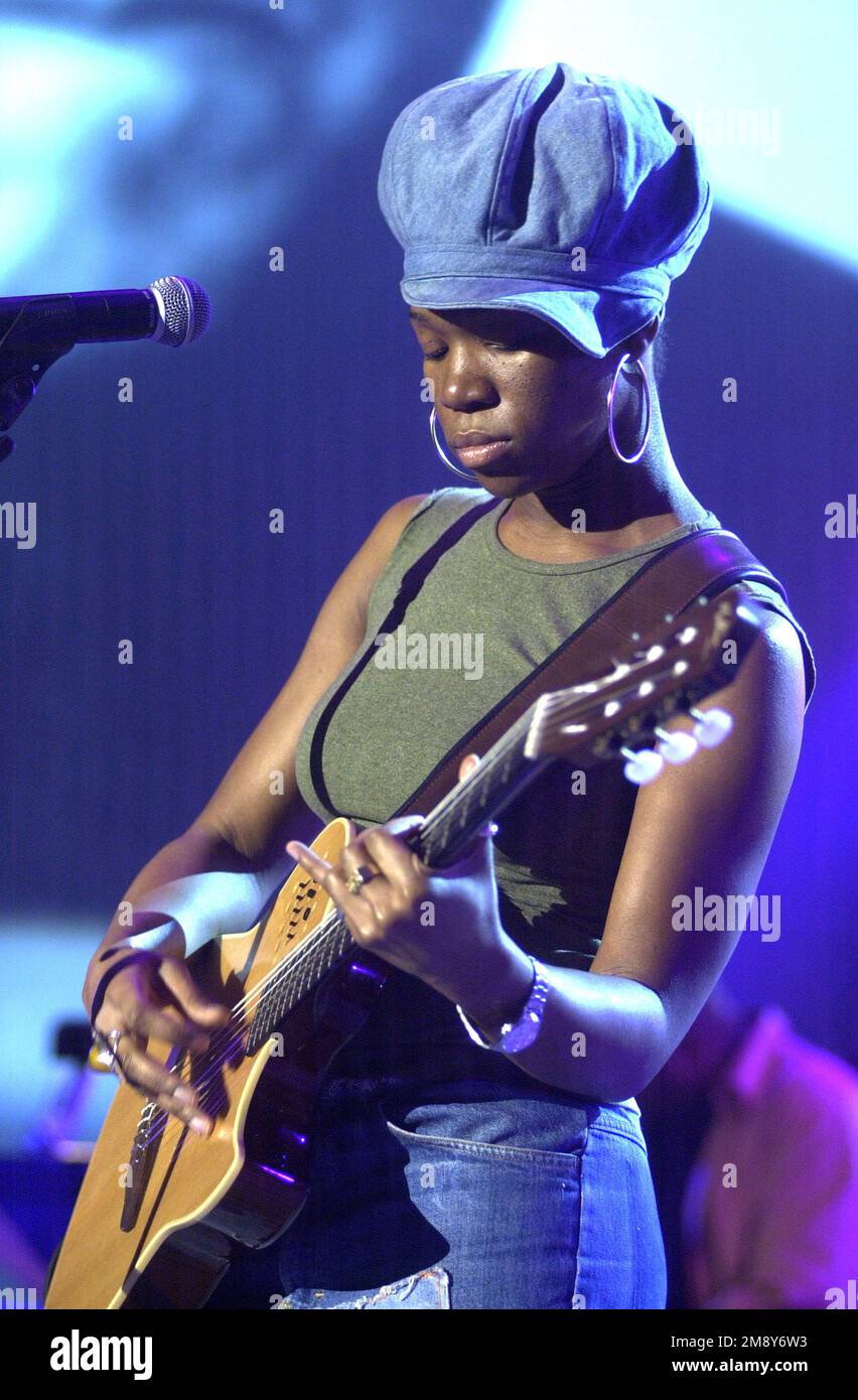 India Arie rehearsing for Muhammad Ali's 60th birthday celebration in ...