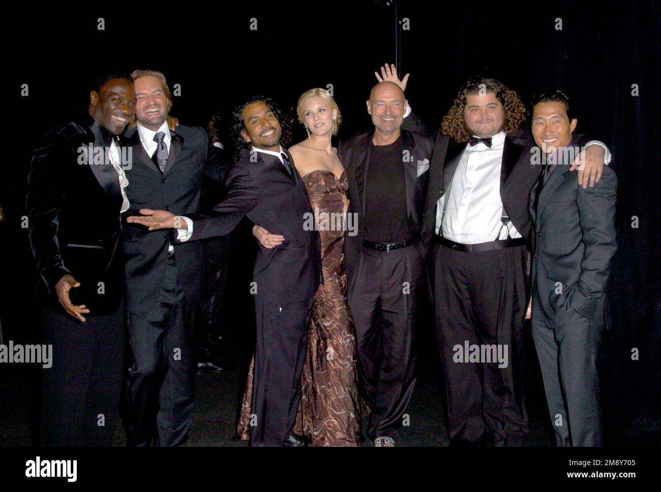 The cast of LOST backstage at the 12th Annual SAG Awards in 2006 Credit ...