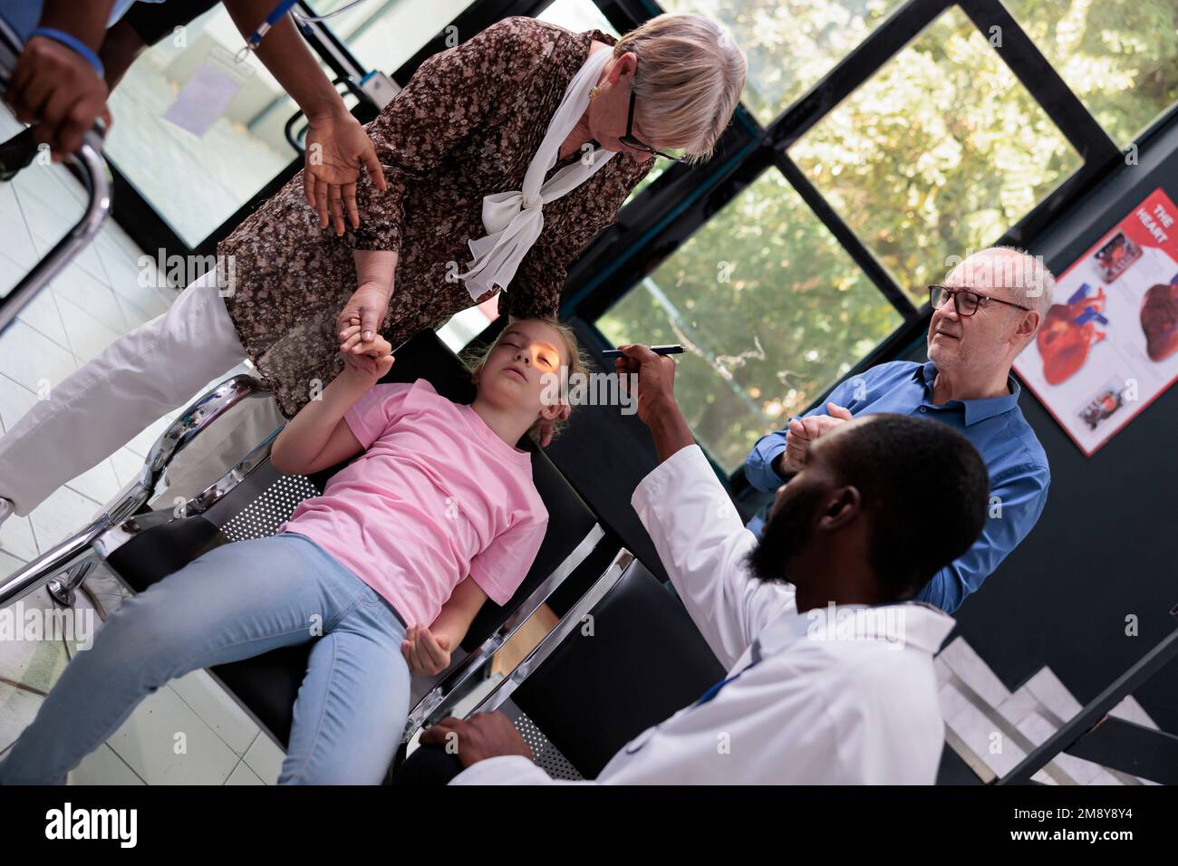 Doctor unconscious girl hi-res stock photography and images - Alamy