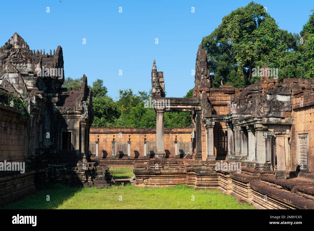 Cambodia bentley color temple Stock Photo - Alamy