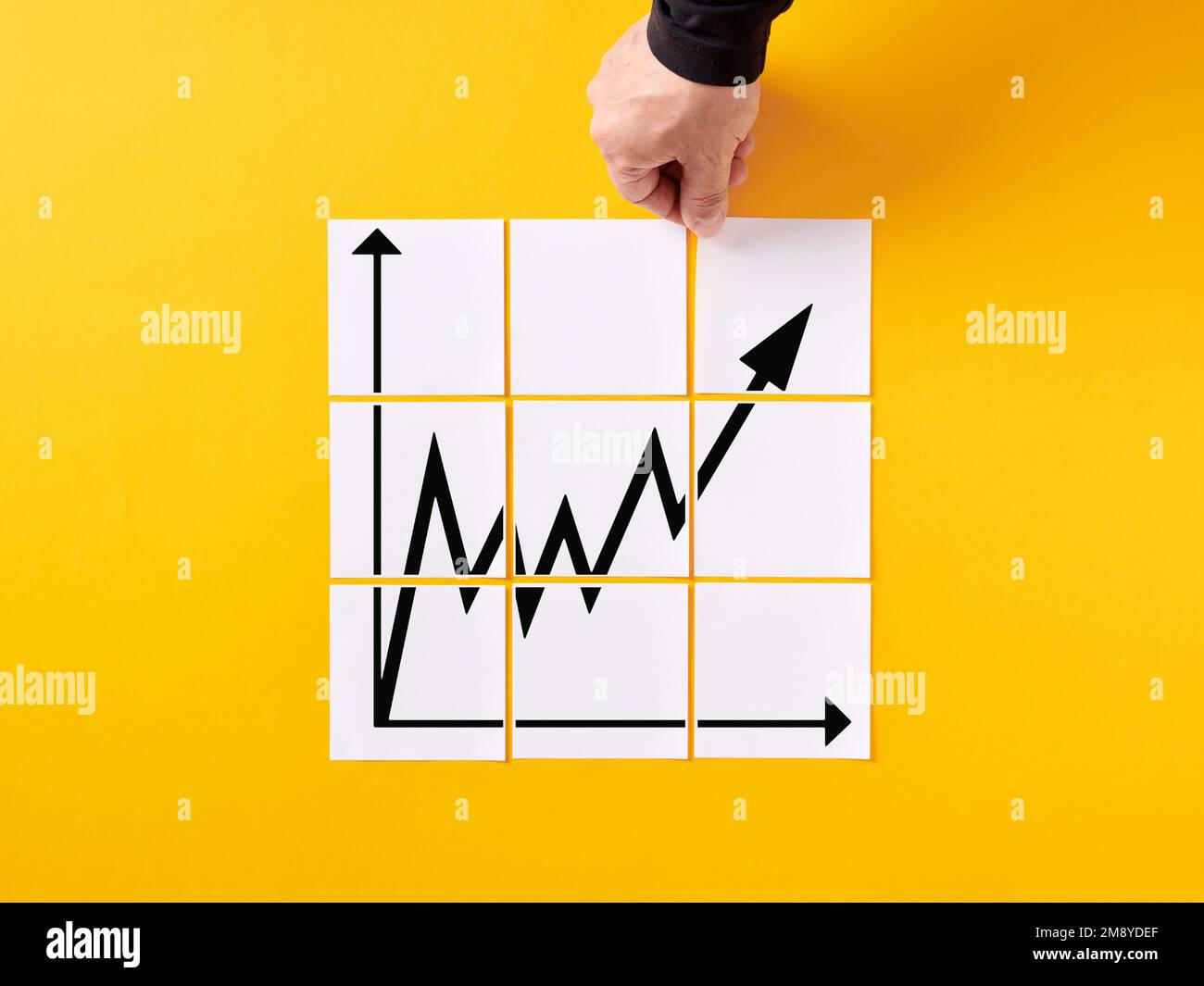 Sales performance graph hi-res stock photography and images - Alamy