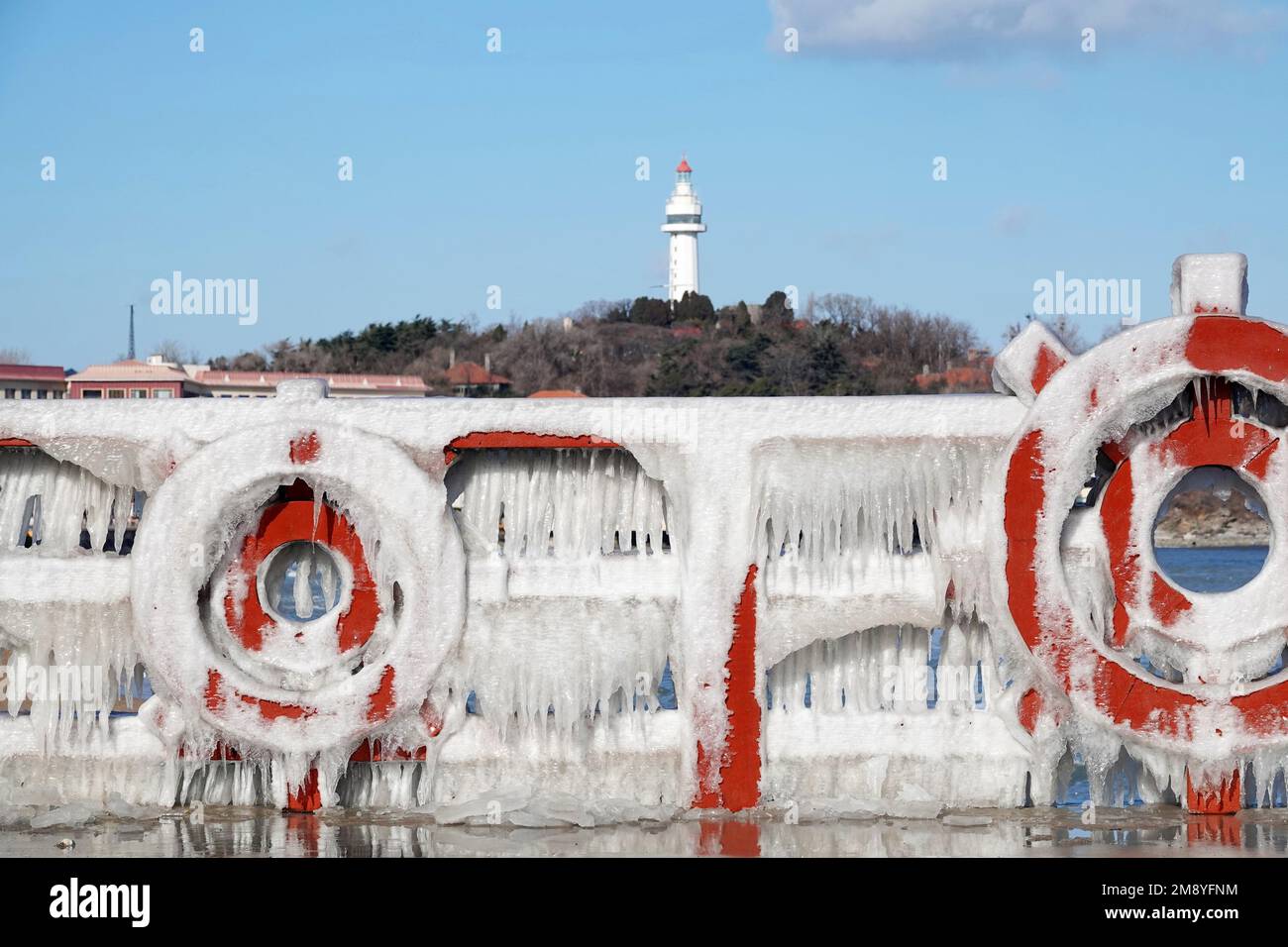 YANTAI, CHINA - JANUARY 16, 2023 - Sea waves condense into ice to cover ...