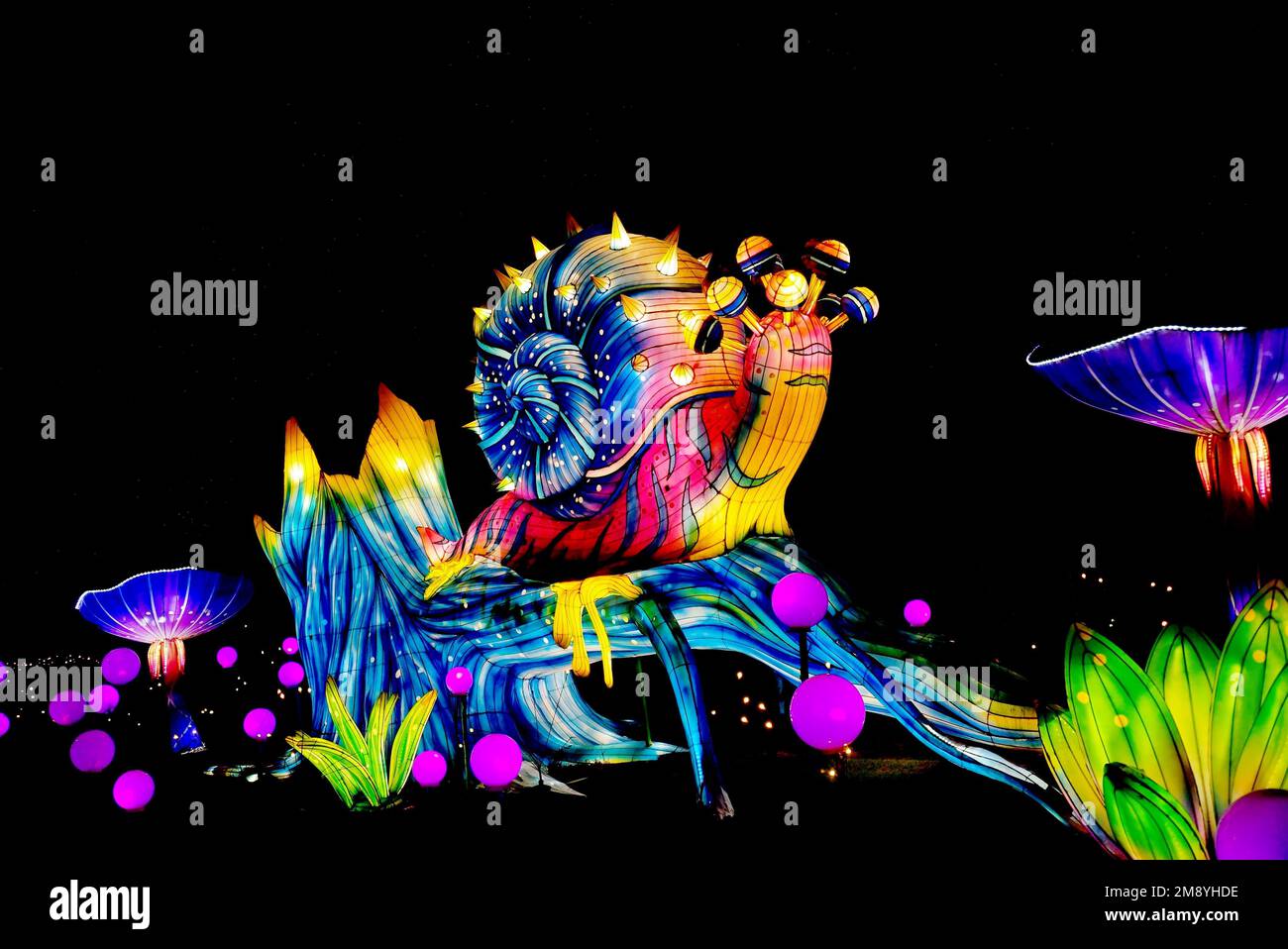 The Spring Festival lantern show of Golden Pebble Beach Botanical ...