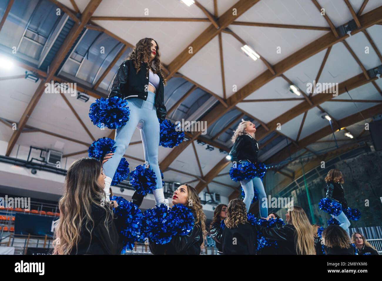 Cheerleading Stunts Extension