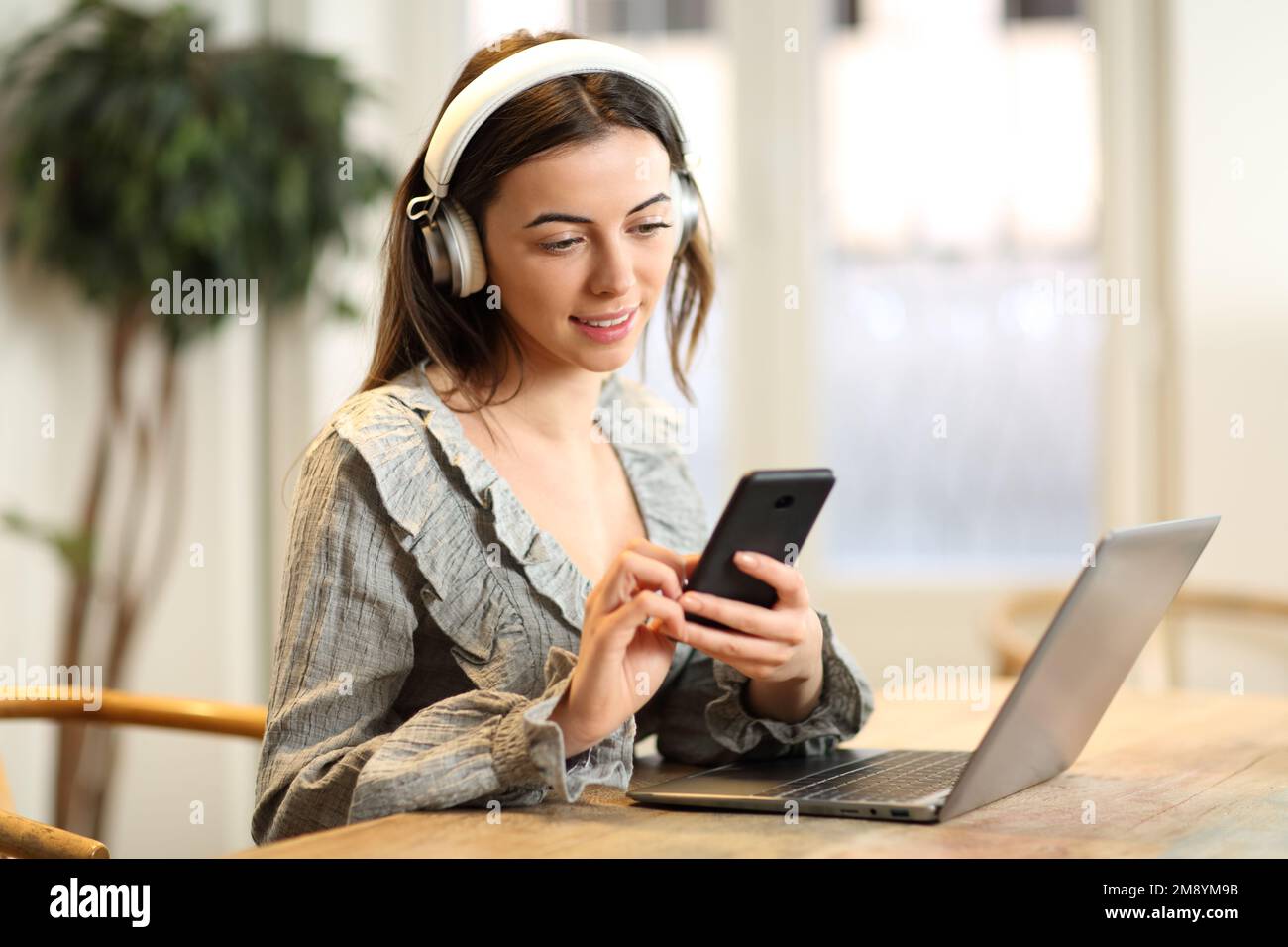 Checking for listening devices hi-res stock photography and images - Alamy