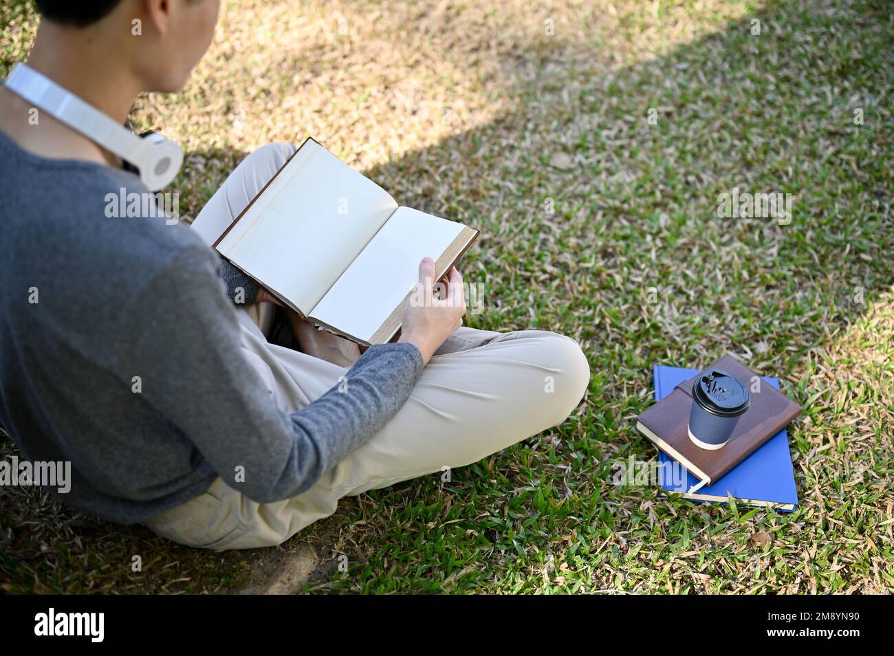 Student outfits hi-res stock photography and images - Alamy