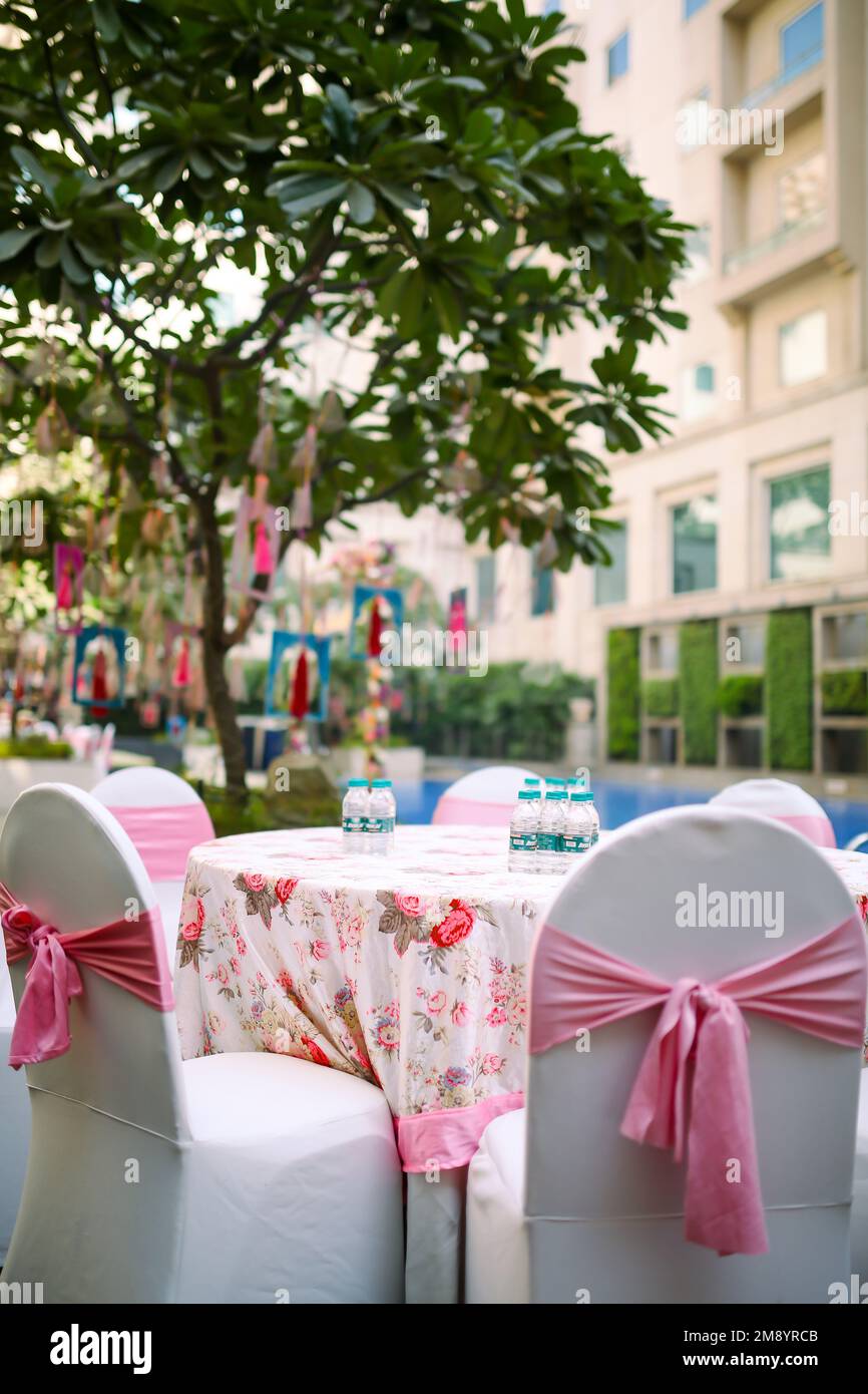 The Beautiful Decorations cultural program, Wedding Decorations, props ...