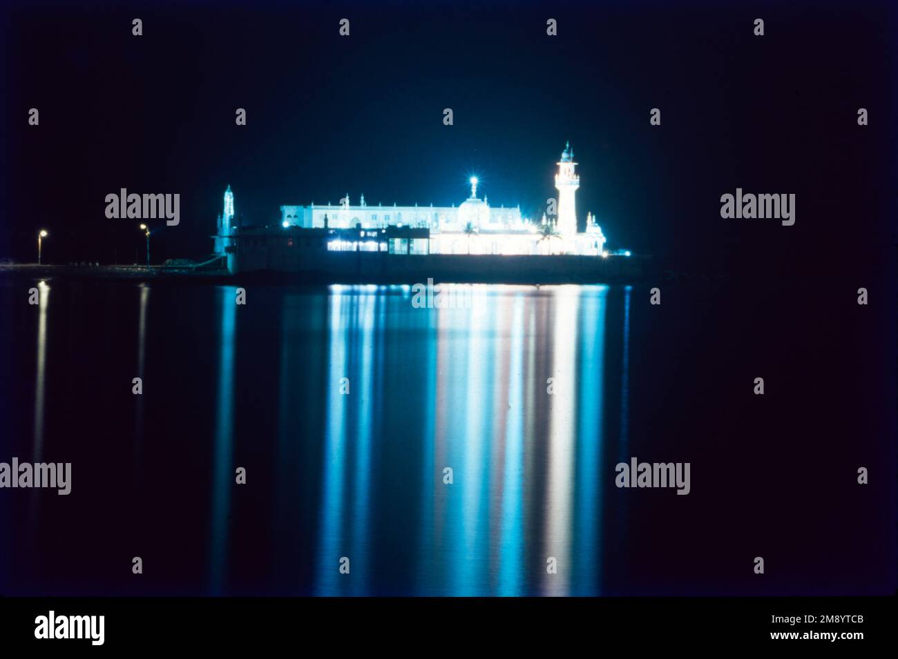 The Haji Ali Dargah is a mosque and dargah or the monument of Pir Haji ...