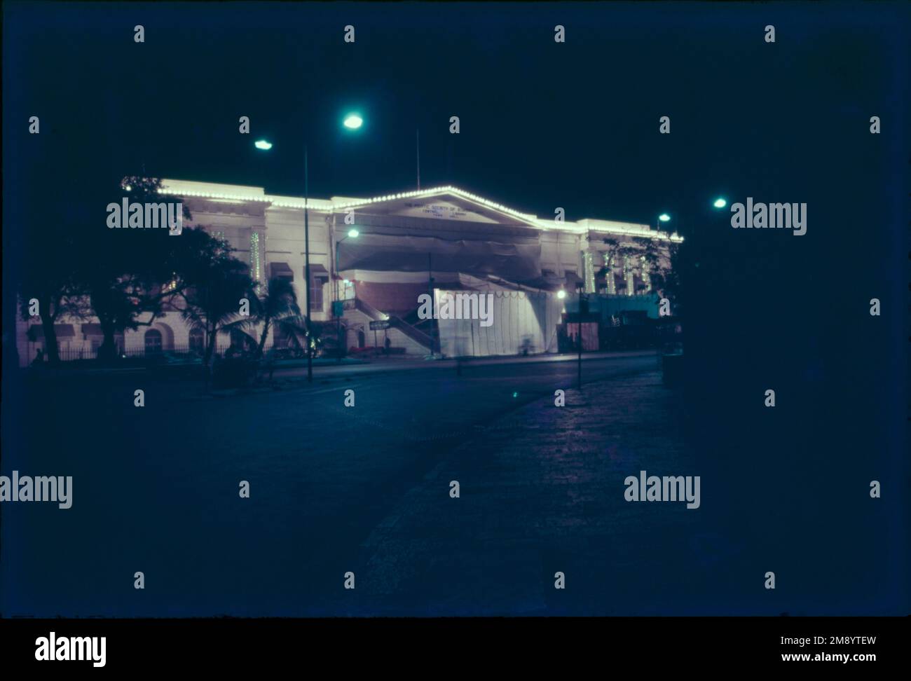 It houses The Asiatic Society of Mumbai, State Central Library and a ...