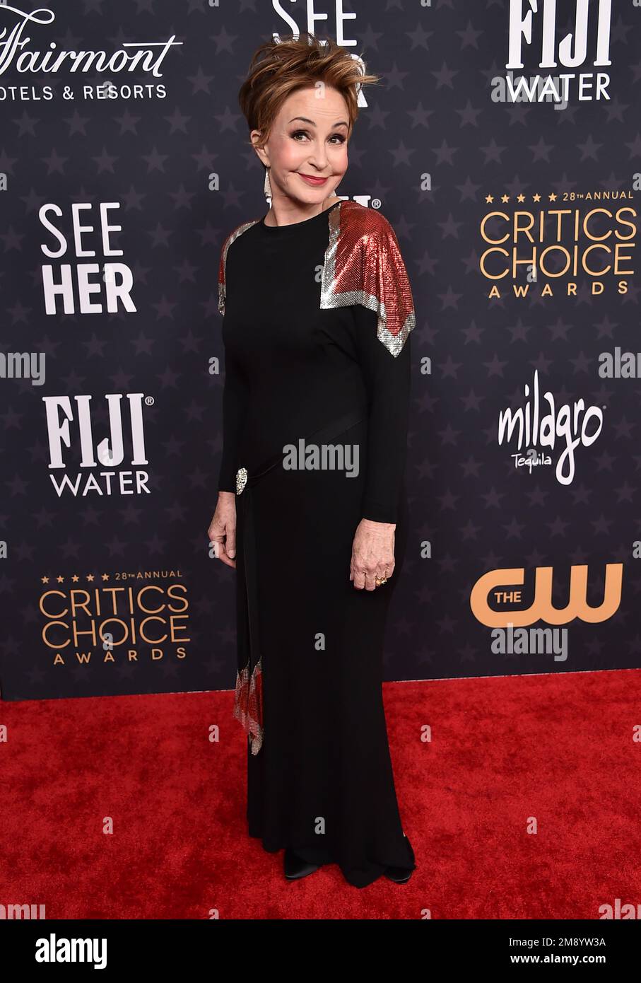 Los Angeles, USA. 15th Jan, 2023. Annie Potts arriving at the 28th ...
