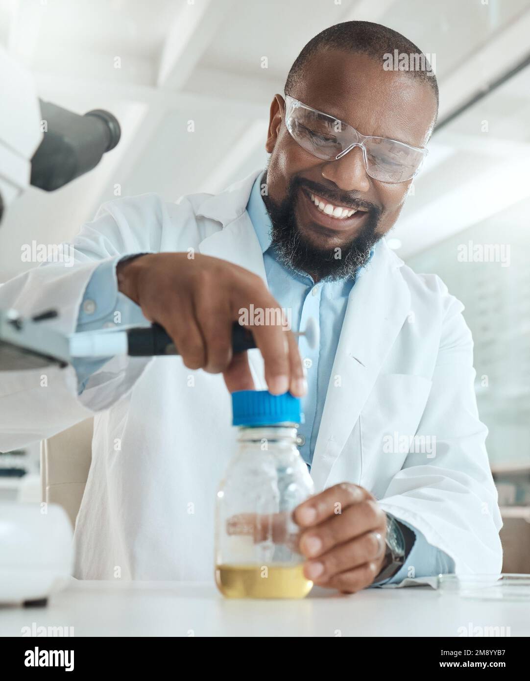 Handsome test hi-res stock photography and images - Alamy