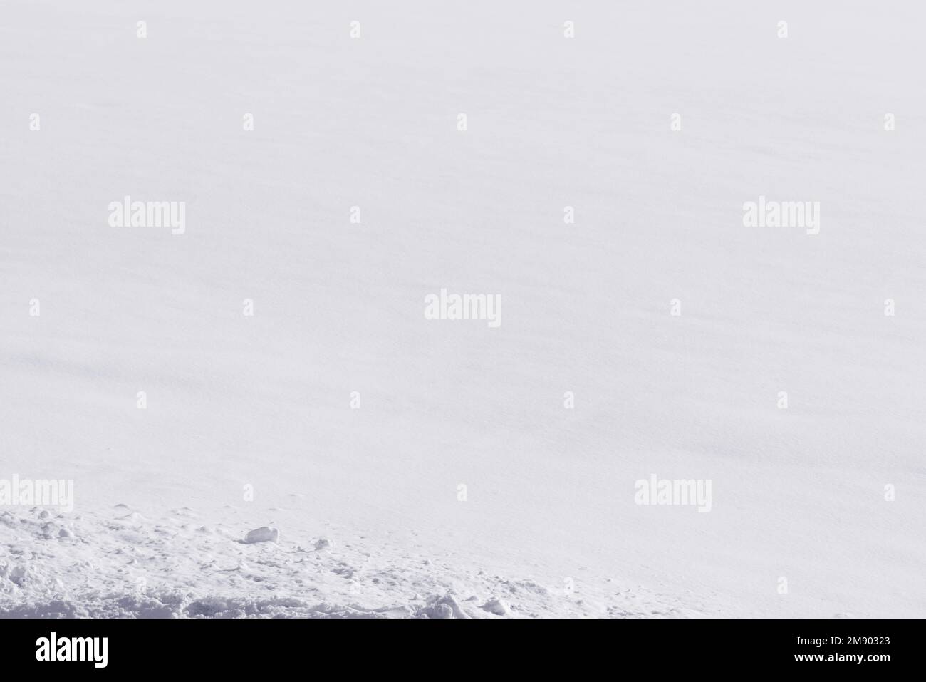 Pure white snow texture cold hi-res stock photography and images - Alamy