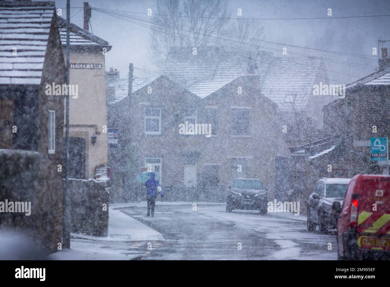 Halifax West Yorkshire Uk 16th January 2023 Uk Weather Snow Falls In