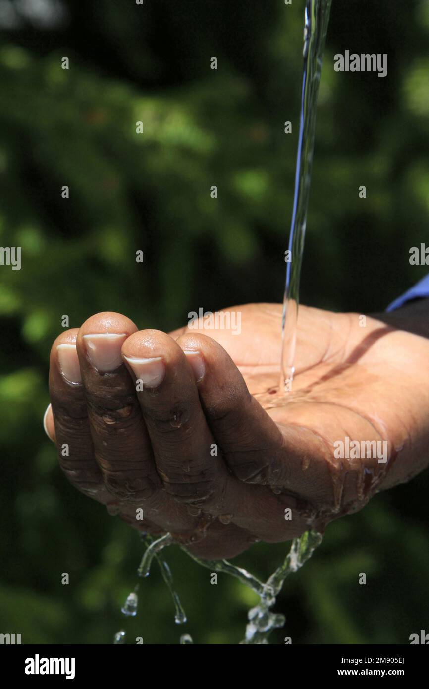 Filet d'eau hi-res stock photography and images - Alamy