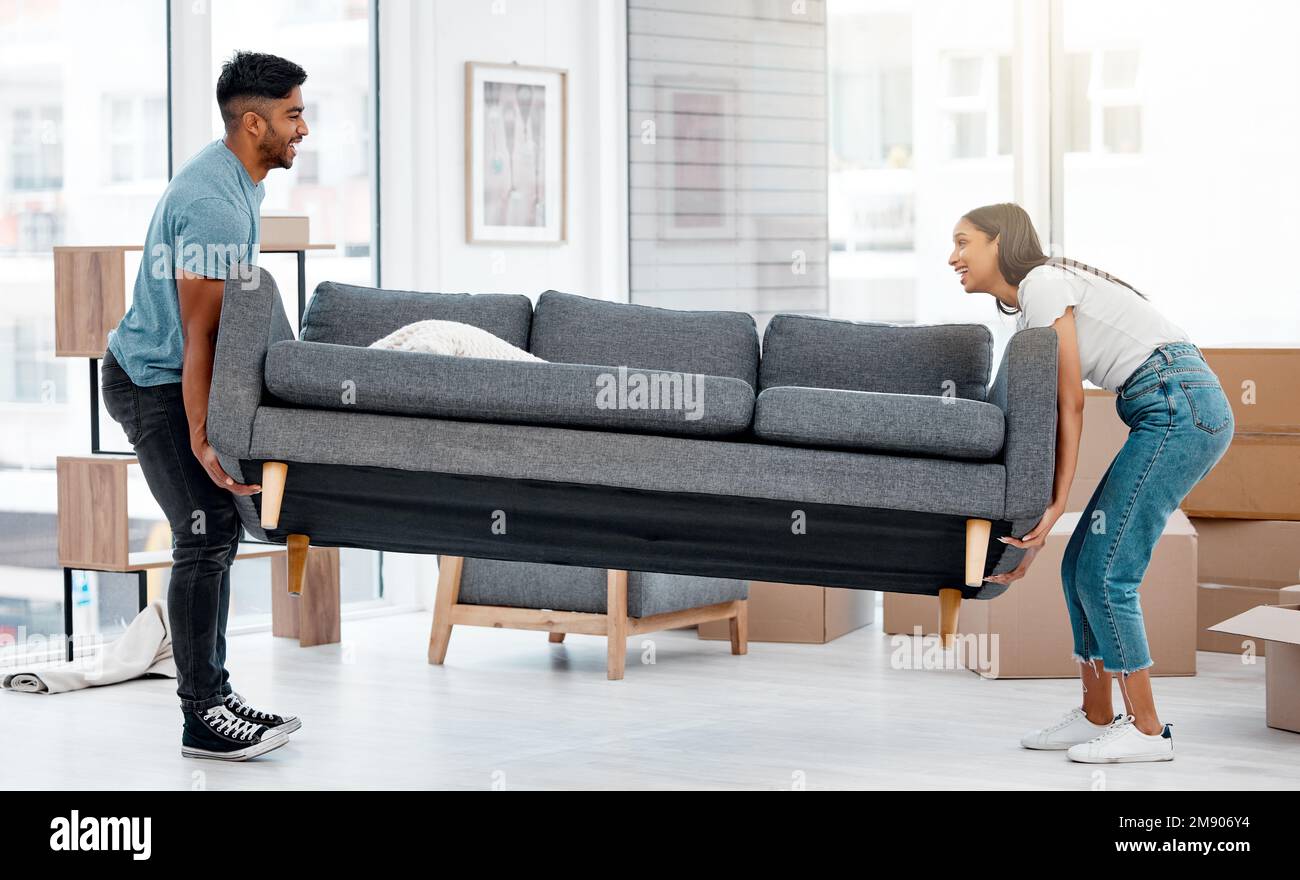 Moving a sofa hi-res stock photography and images - Alamy