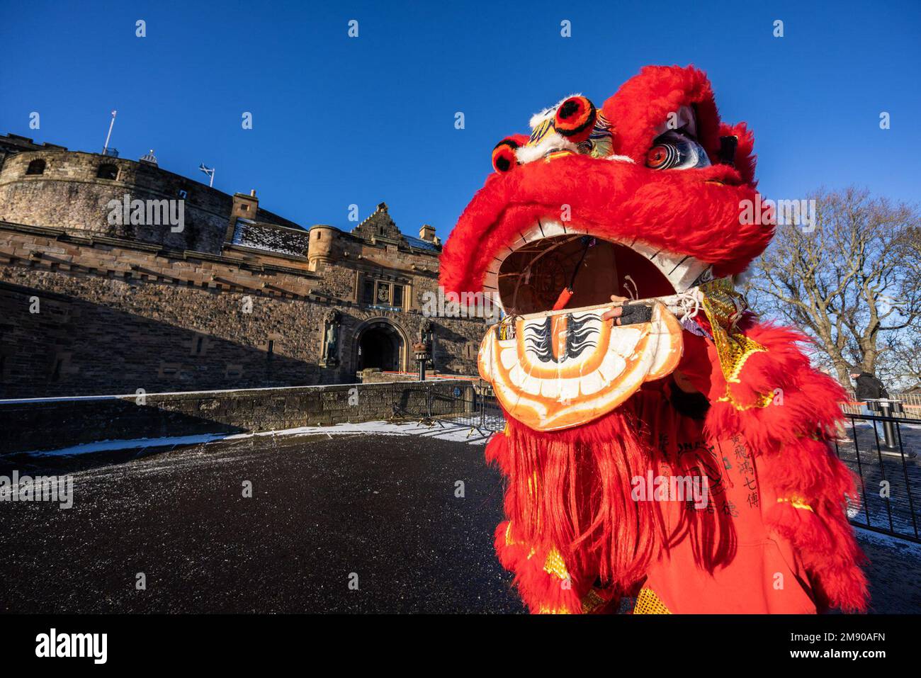 Chinese dragon outside edinburgh castle hi-res stock photography and ...