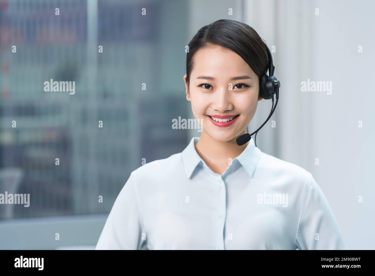Customer service representative hi-res stock photography and images - Alamy