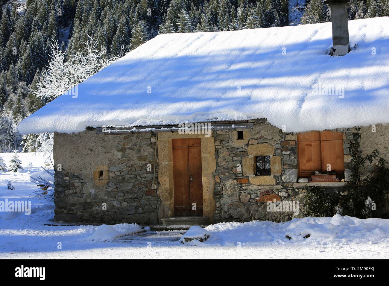 Ferme dans les alpes hi-res stock photography and images - Alamy