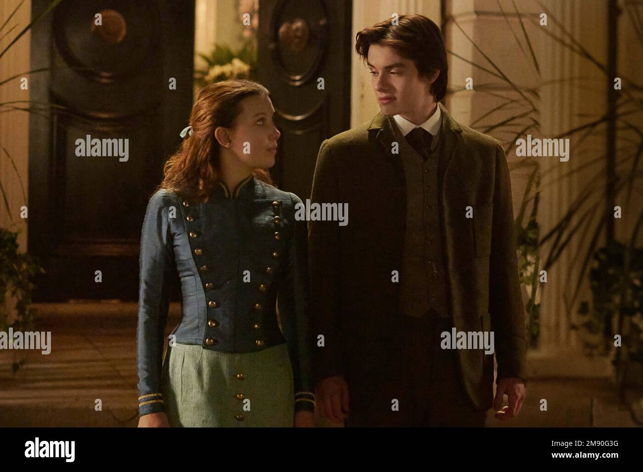 ENOLA HOLMES 2 (2022) MILLIE BOBBY BROWN LOUIS PARTRIDGE HARY BRADBEER ...