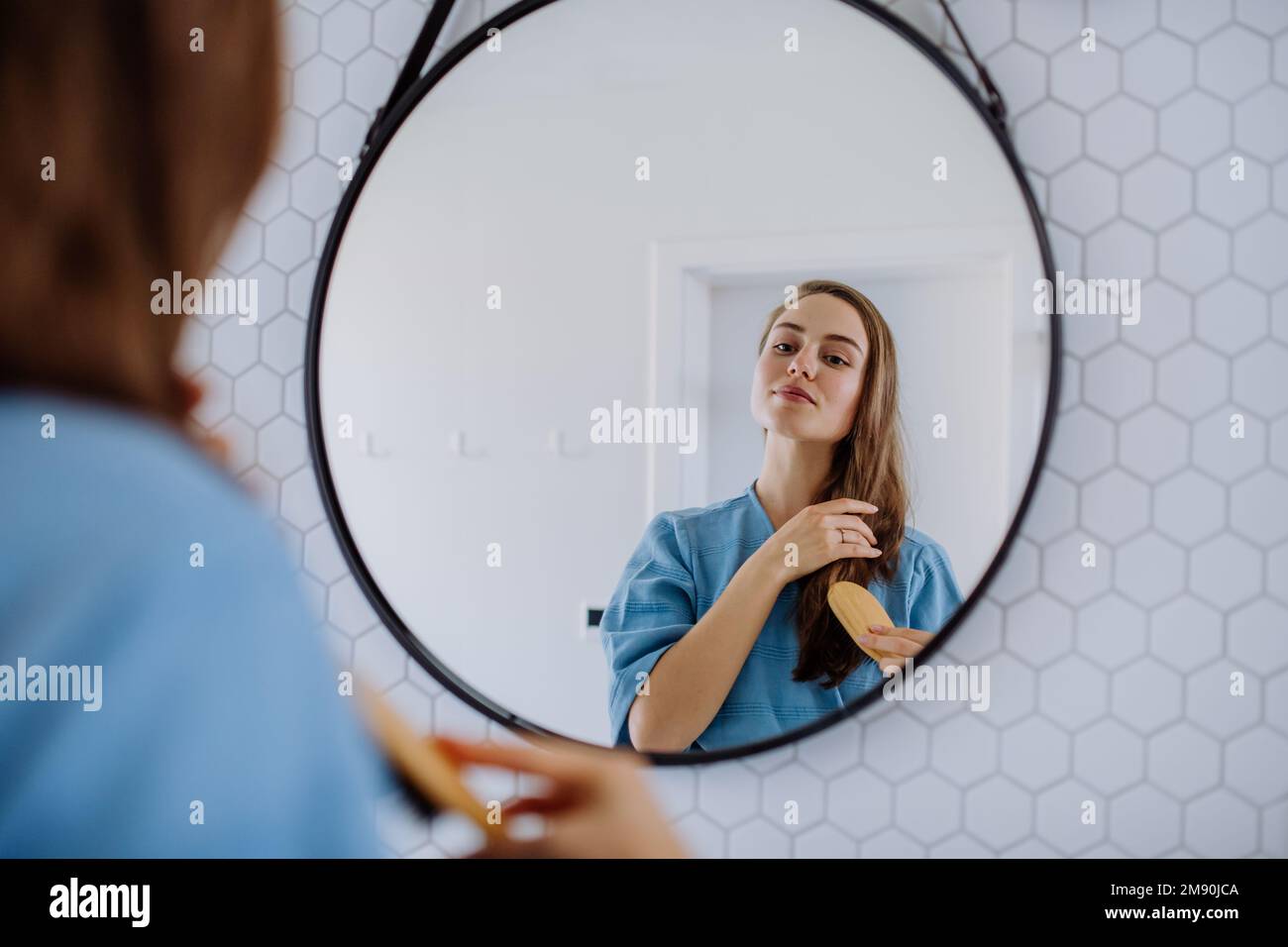 Morning beauty care hi-res stock photography and images - Alamy