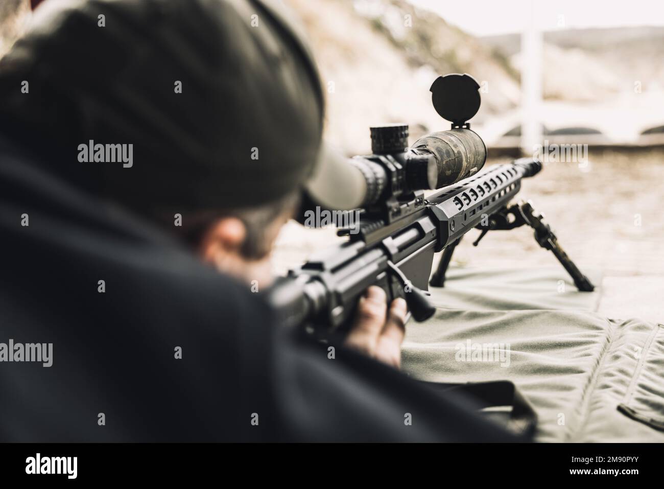 Close up picture of an optical rifle Stock Photo - Alamy