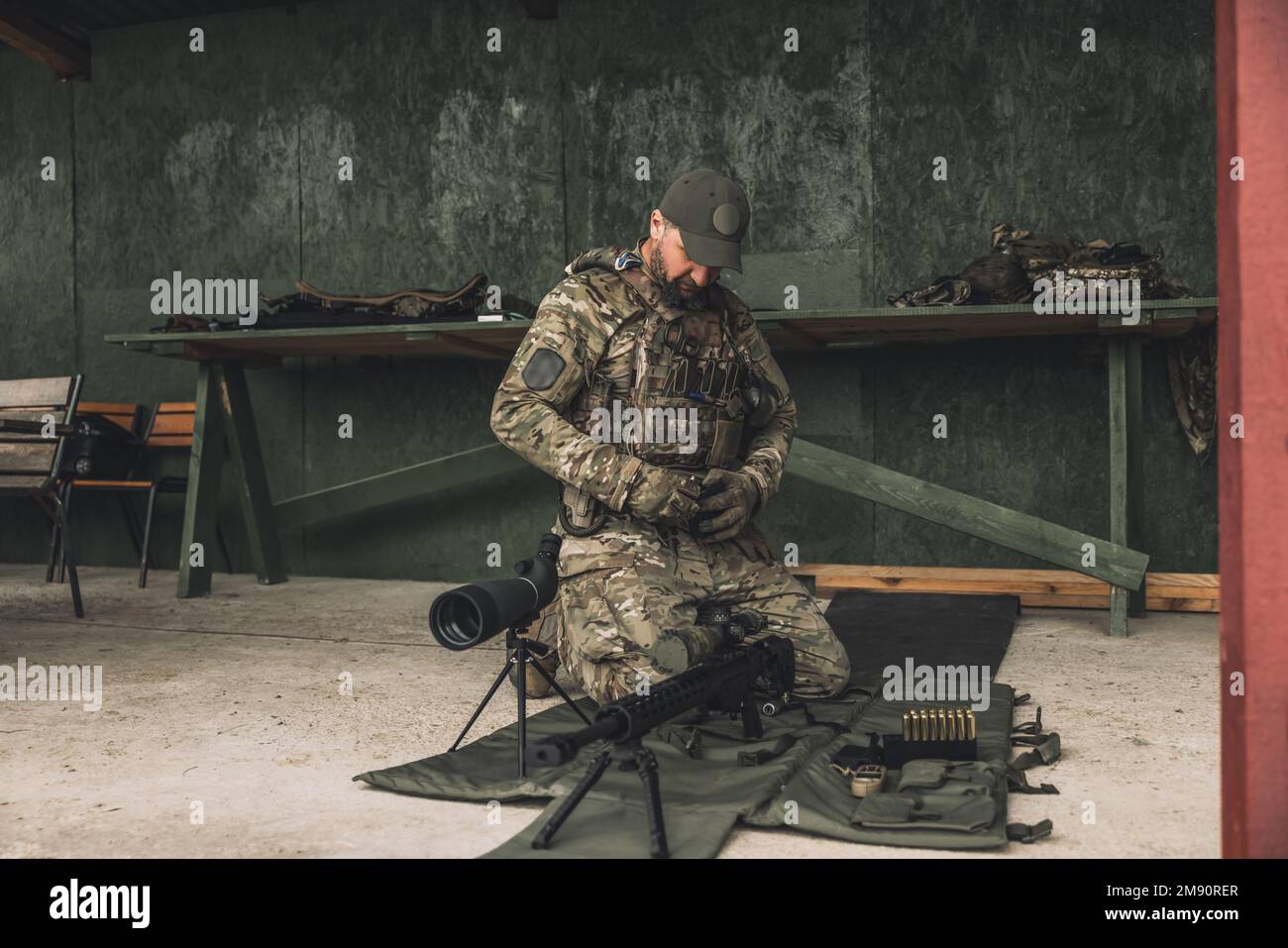 Combat ready defender hi-res stock photography and images - Alamy