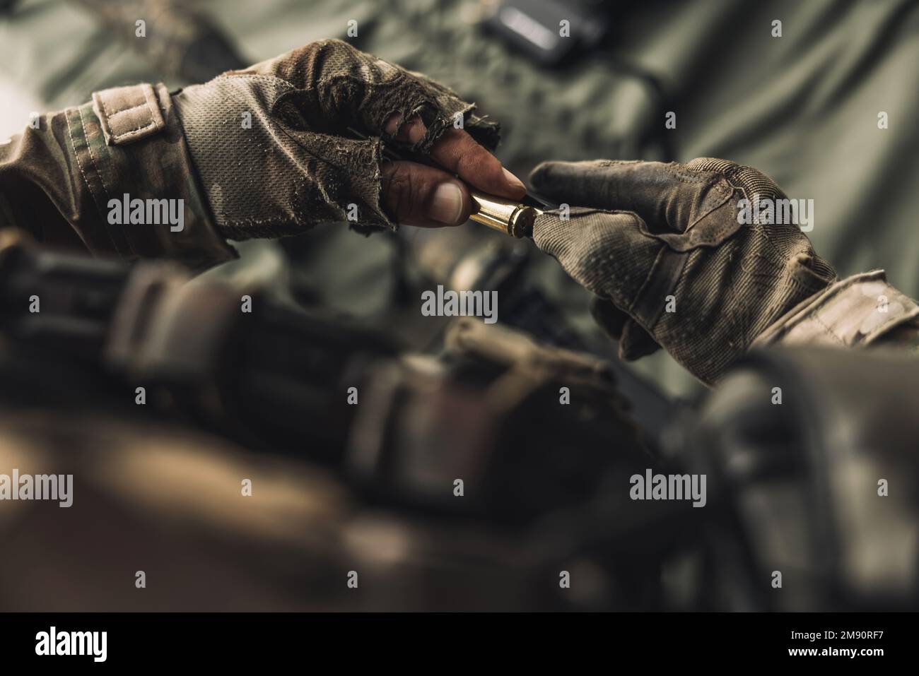 Close up soldier hands hi-res stock photography and images - Alamy