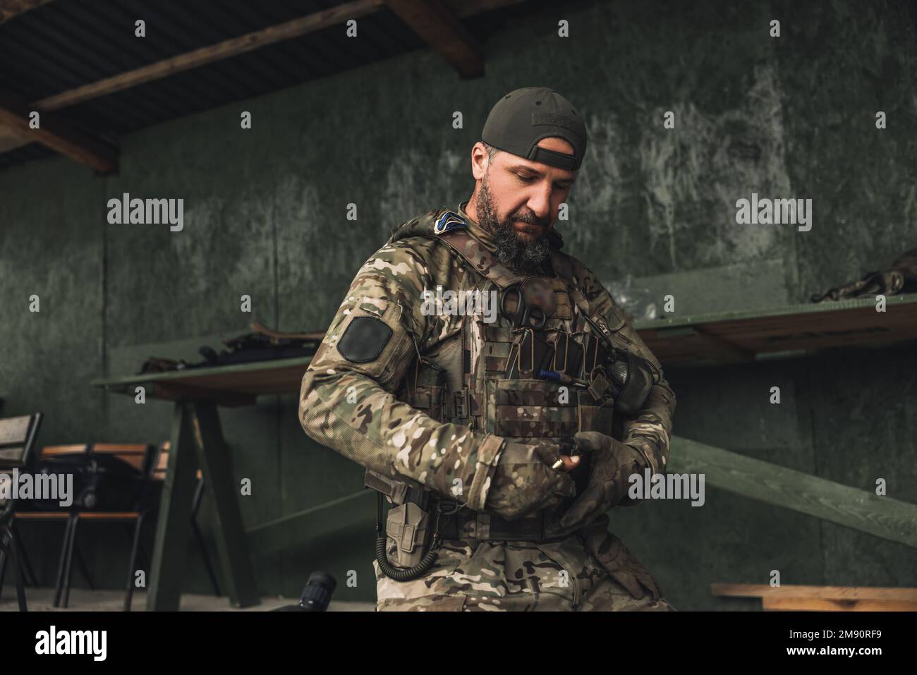 Combat ready defender hi-res stock photography and images - Alamy