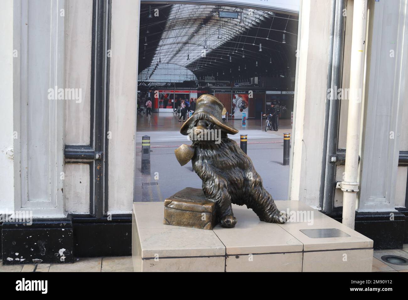 Padding station hi-res stock photography and images - Alamy