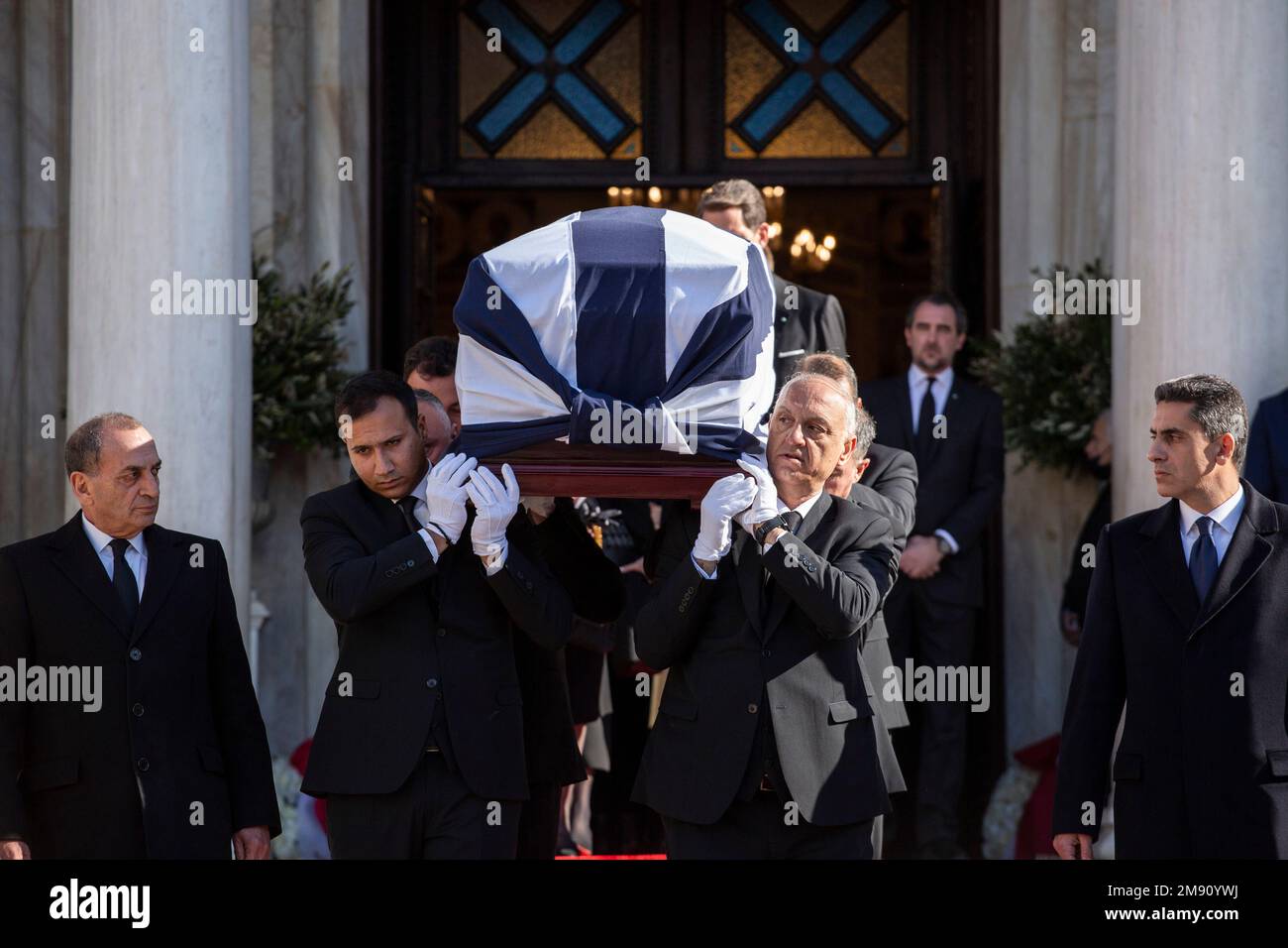 Athen, Greece. 16th Jan, 2023. The coffin is carried in a procession ...