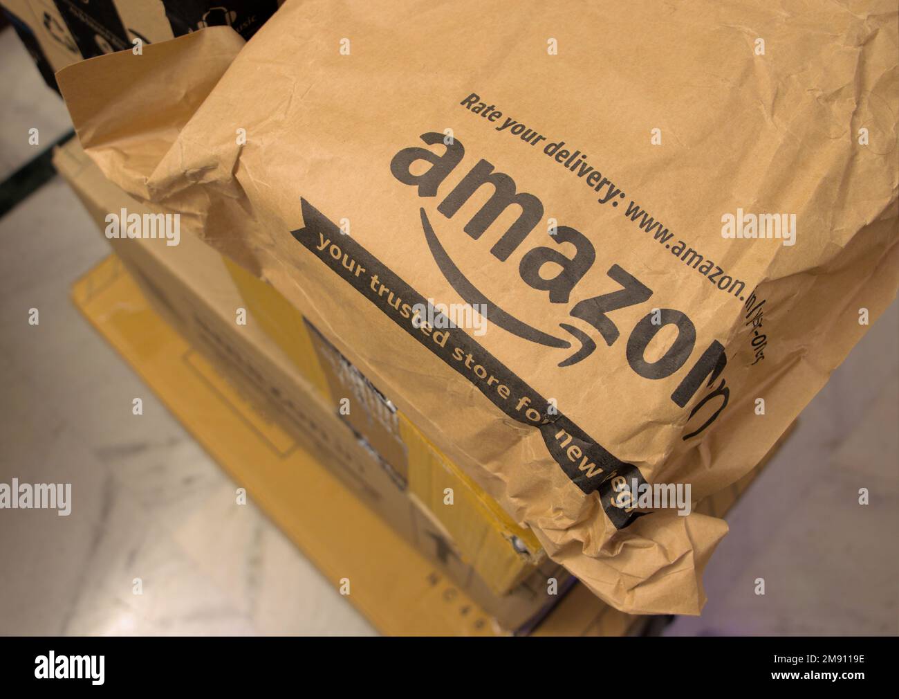 Packets boxes hi-res stock photography and images - Alamy