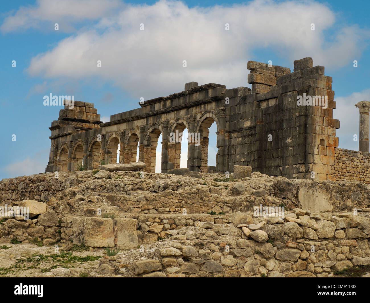 Volubilis Roman ruins in Morocco- Best-preserved Roman ruins located ...