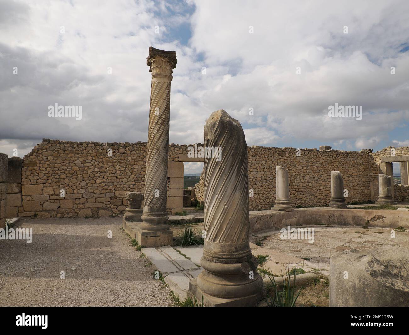 Volubilis Roman ruins in Morocco- Best-preserved Roman ruins located ...
