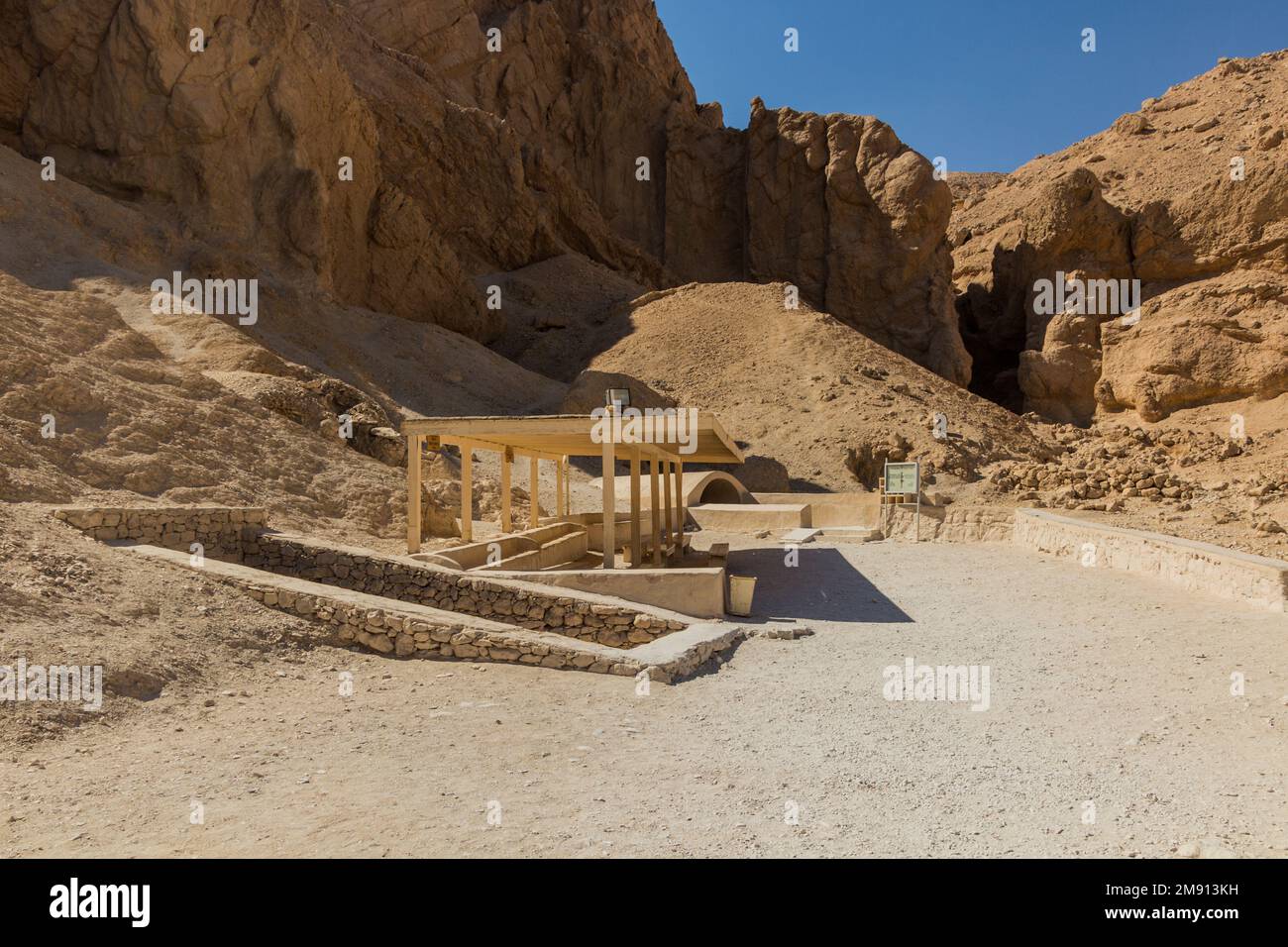 Valley of the Queens at the Theban Necropolis, Egypt Stock Photo - Alamy