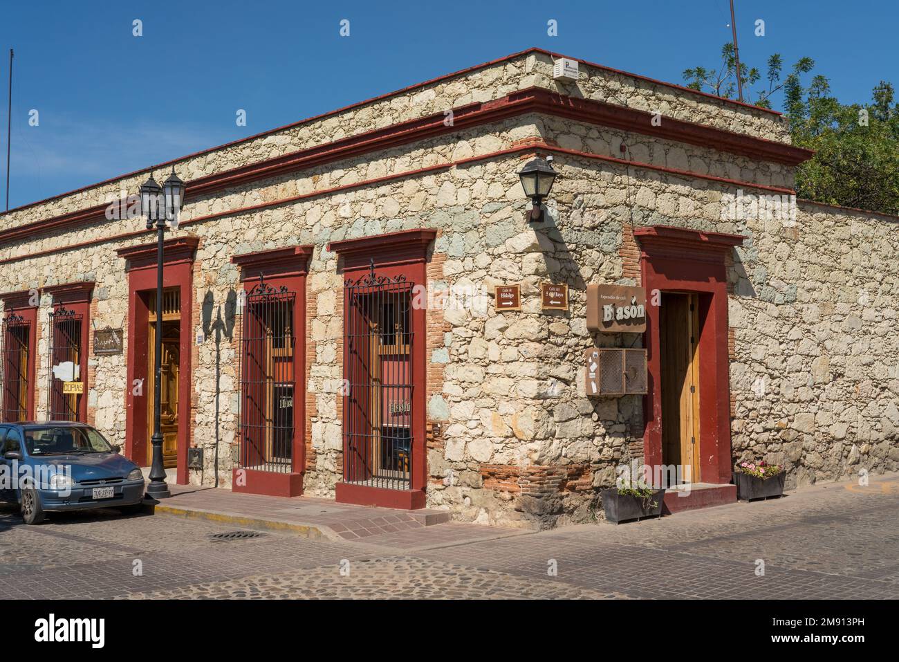 An historic stone building in the city of Oaxaca, Mexico Stock Photo ...