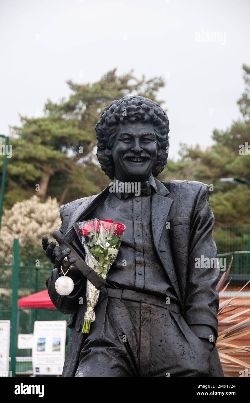Around the UK - Bobby Ball Statue, Lytham Stock Photo - Alamy