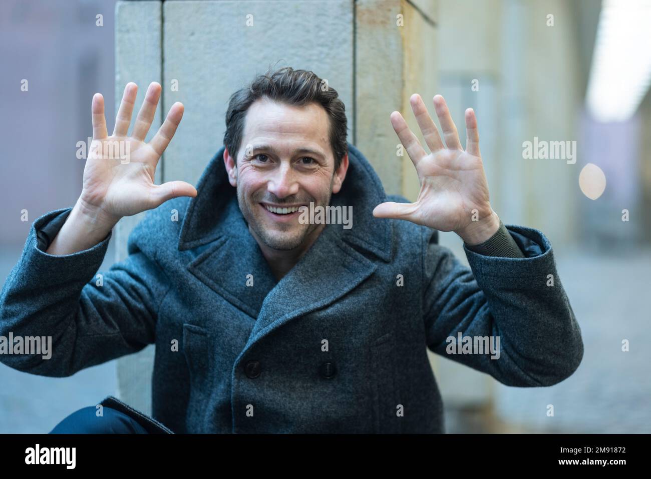 PRODUCTION - 16 January 2023, Hessen, Frankfurt/Main: Actor David Rott ...