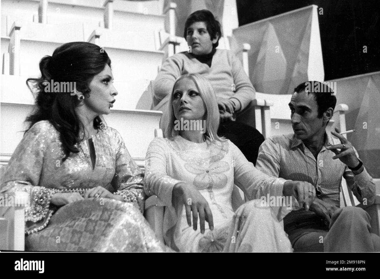 DON LURIO CON LOLLOBRIGIDA E LISI Editorial Usage Only Stock Photo - Alamy