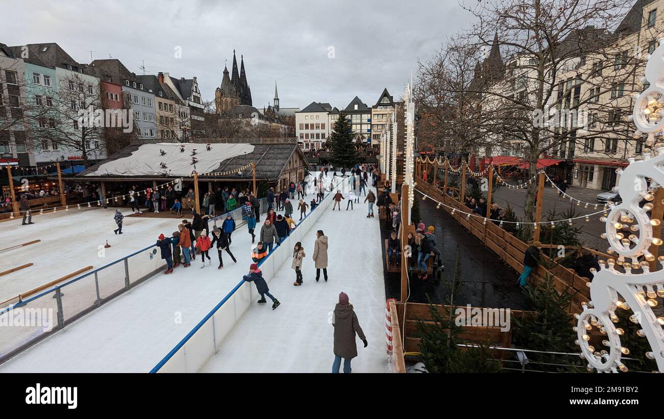 Outdoor ice rink at Cologne Christmas market Stock Photo - Alamy