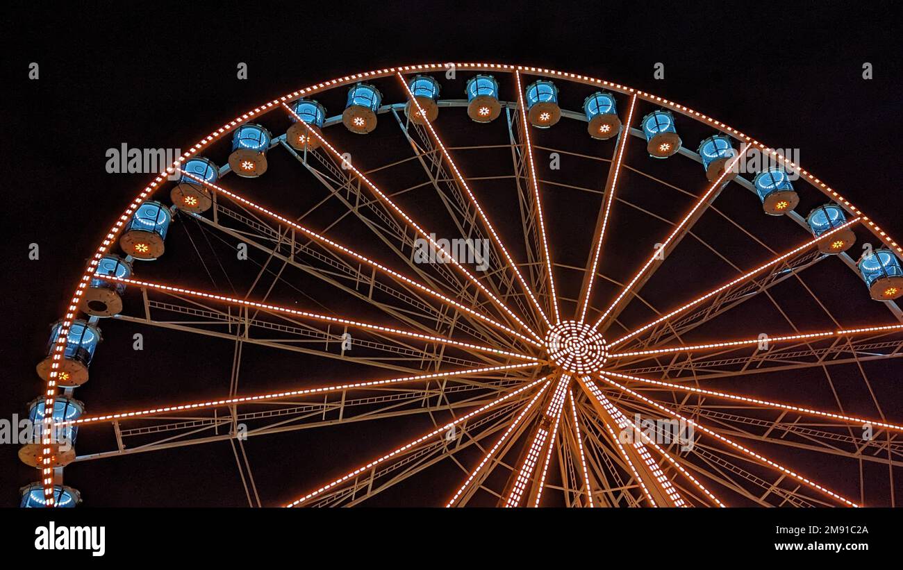 Ferris wheel and funfaire at Cologne Christmas market Stock Photo - Alamy