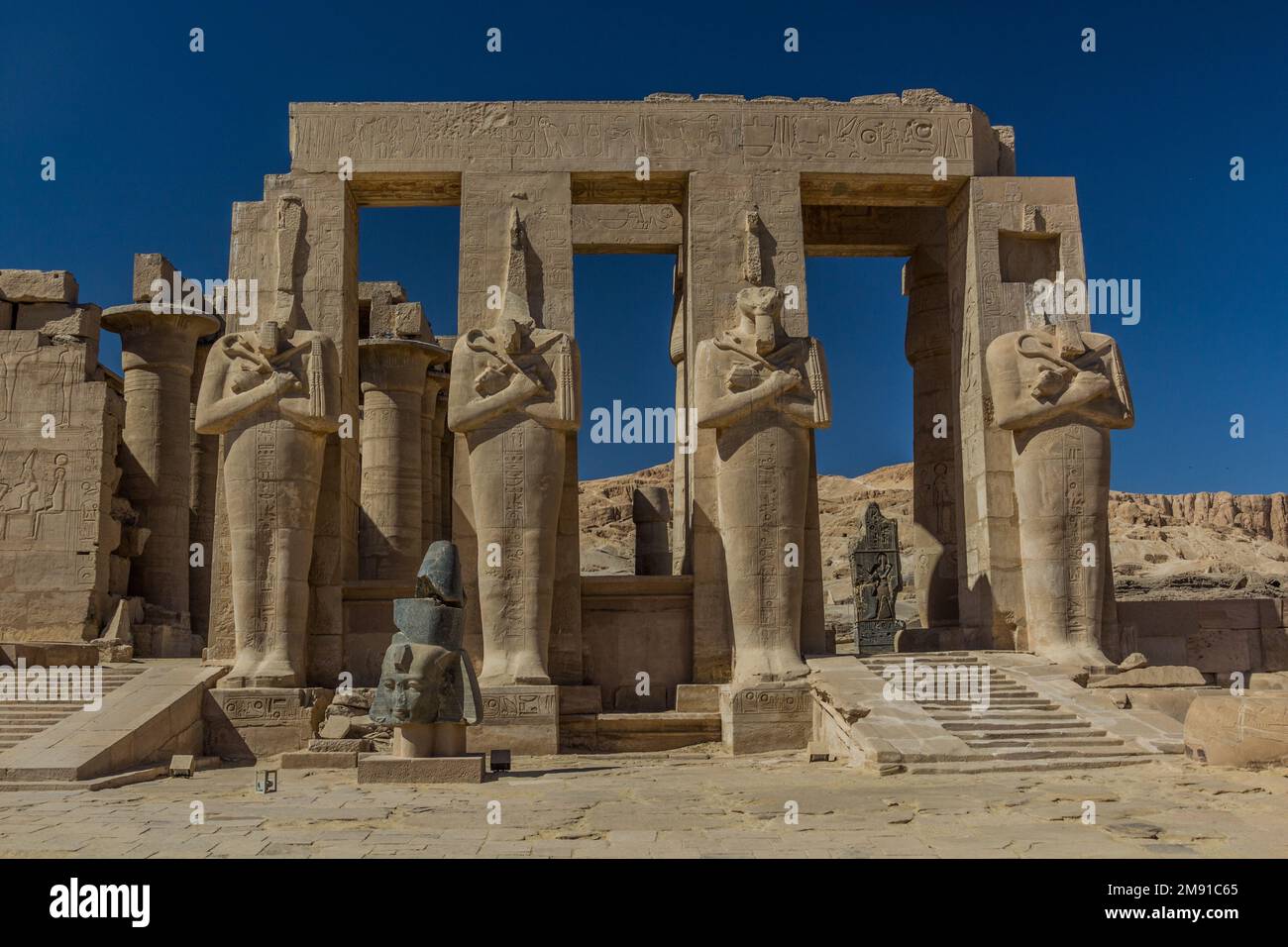 Luxor egypt ramesseum ii relief hi-res stock photography and images - Alamy