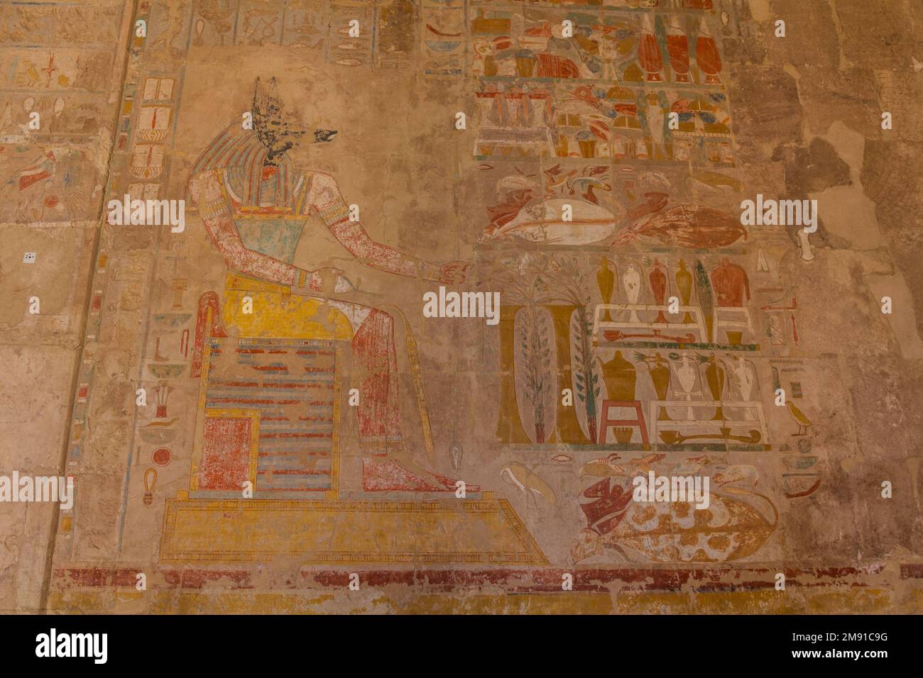Anubis hieroglyph hi-res stock photography and images - Alamy