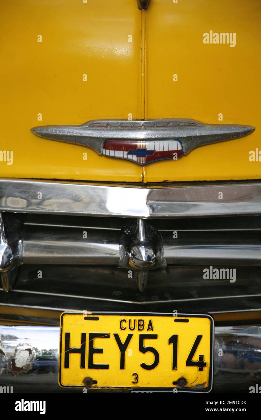 Bonnet and number plate of Chevy car in Havana, Cuba Stock Photo - Alamy
