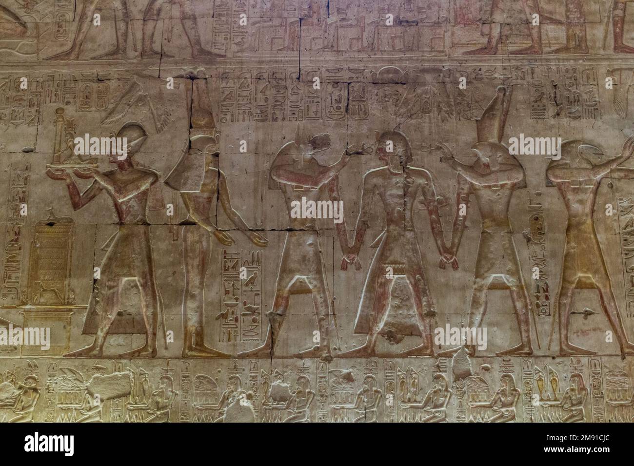 Hieroglyphics temple seti egypt hi-res stock photography and images - Alamy