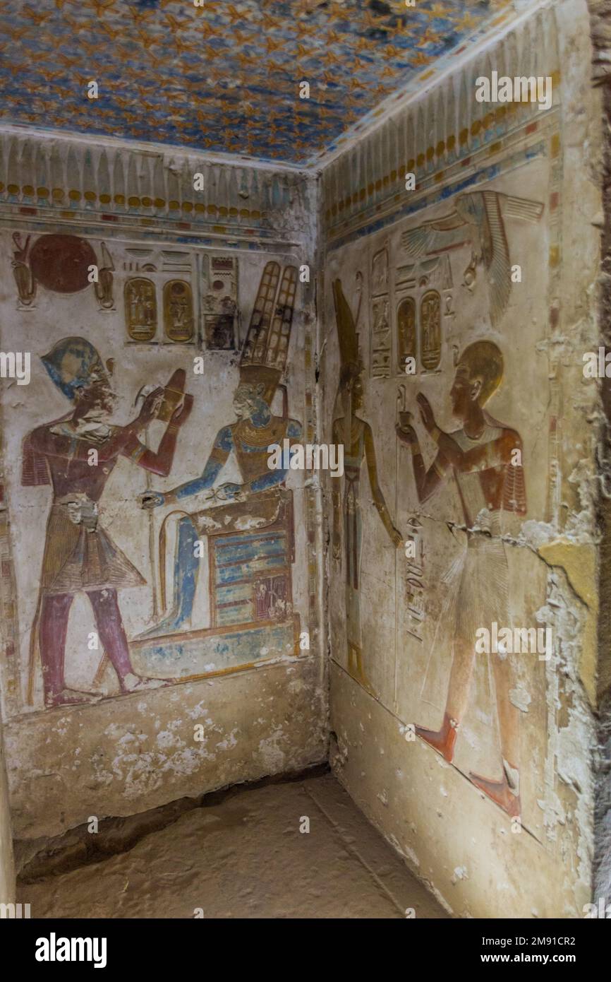 Hieroglyphics temple seti egypt hi-res stock photography and images - Alamy
