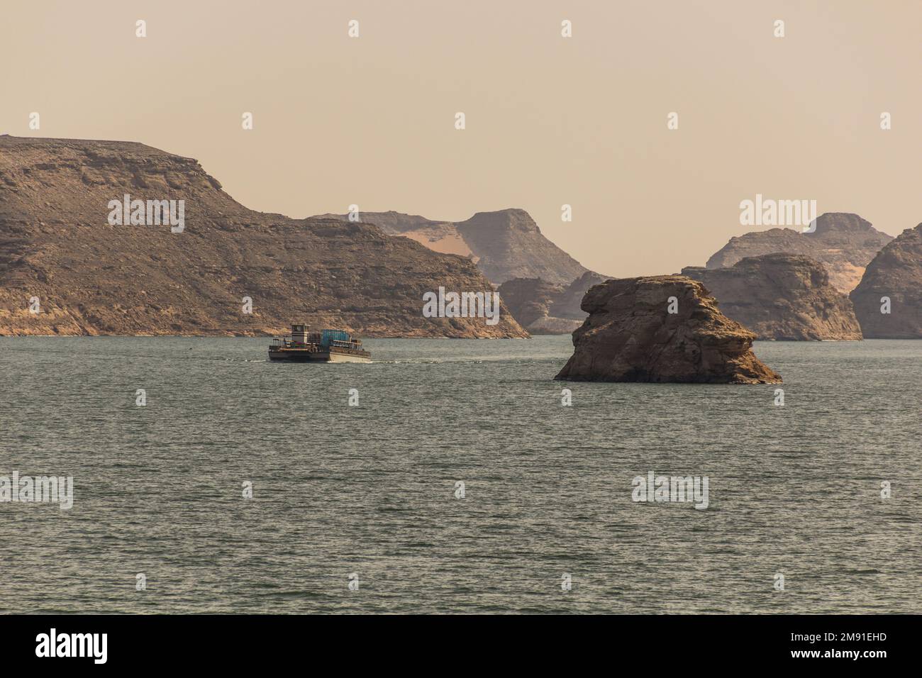 Ferry crossing Lake Nasser, Egypt Stock Photo - Alamy