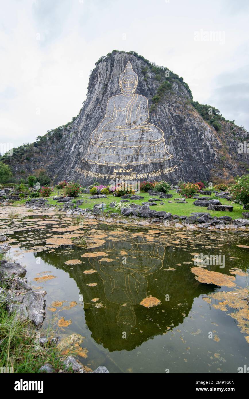 Chi chan buddha hi-res stock photography and images - Alamy