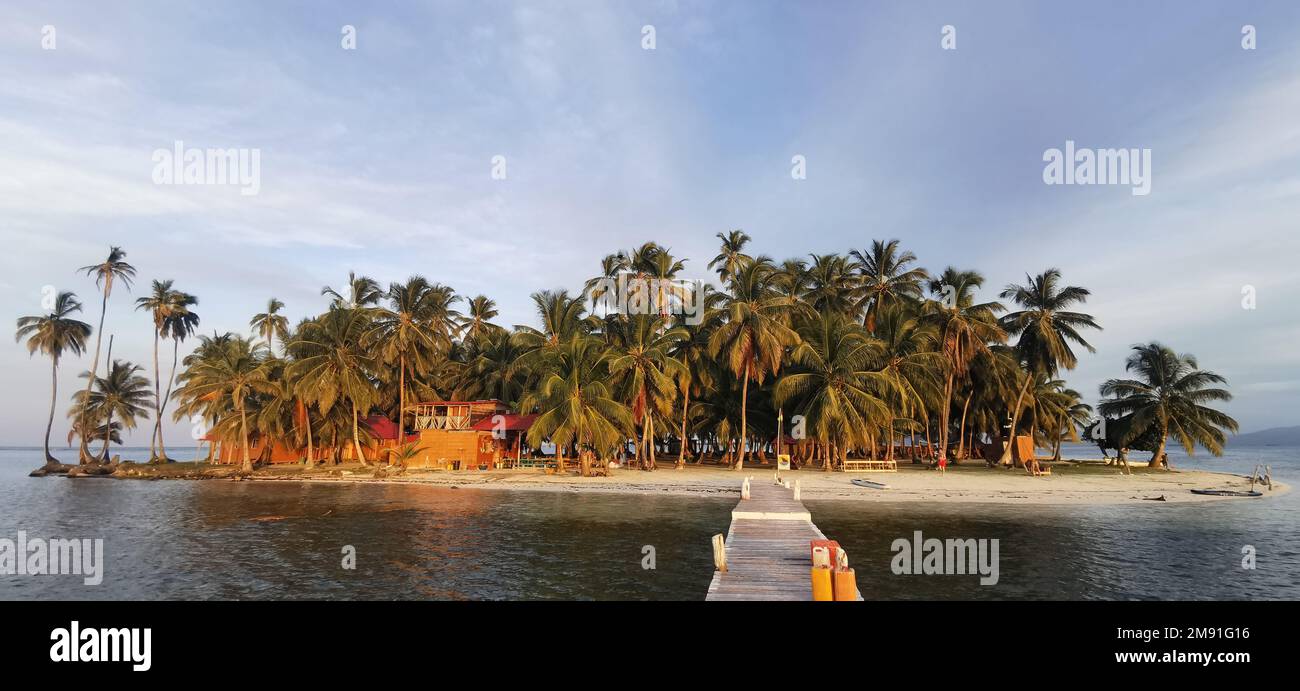 Yanis Island San Blas Panama Sunset Stock Photo - Alamy