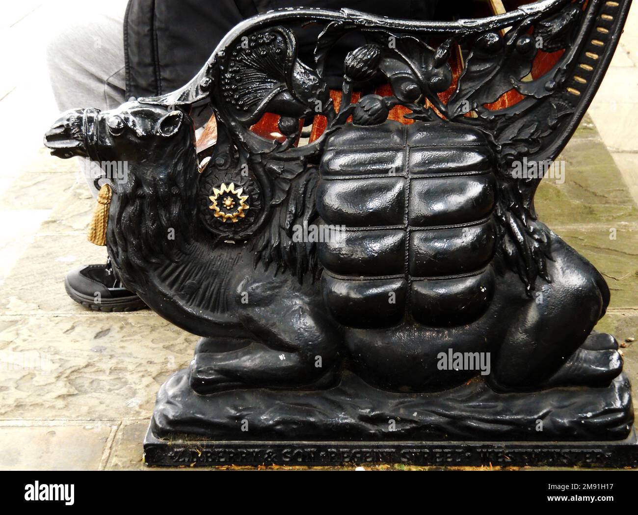 Camel arm rests hi-res stock photography and images - Alamy